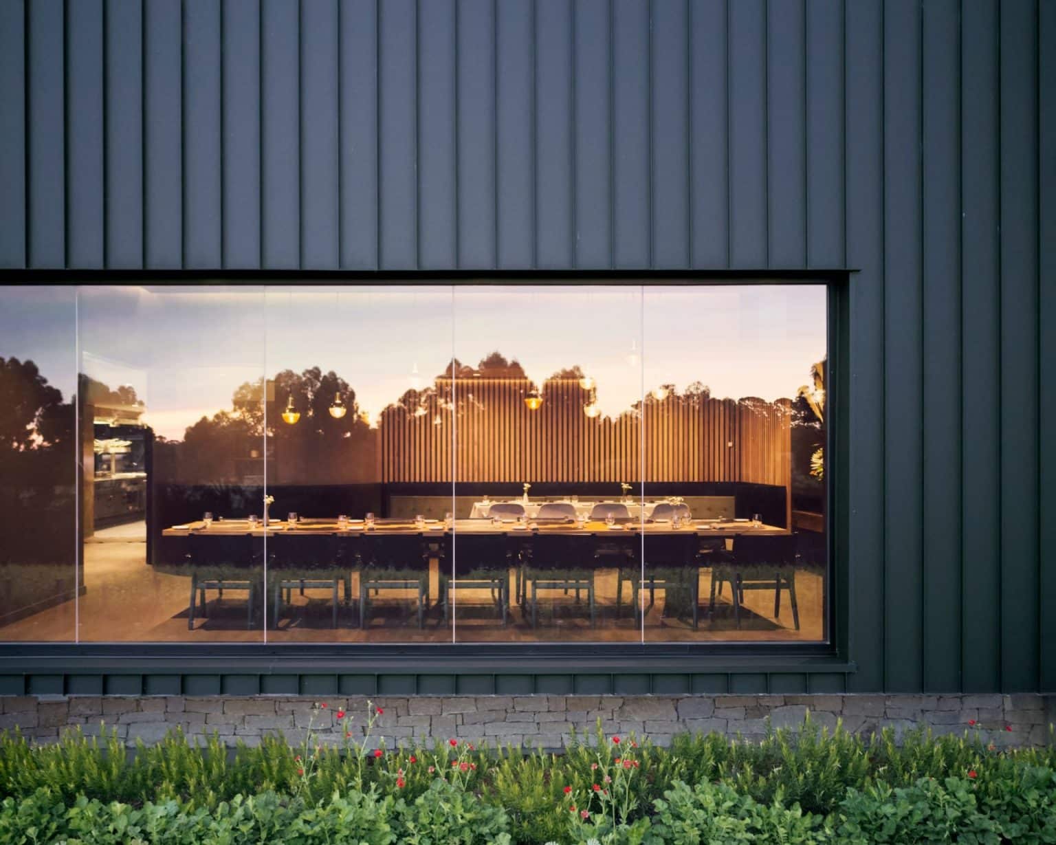 Mornington Peninsula Wineries: 8 Top Vineyards To Visit | Wine Regions ...